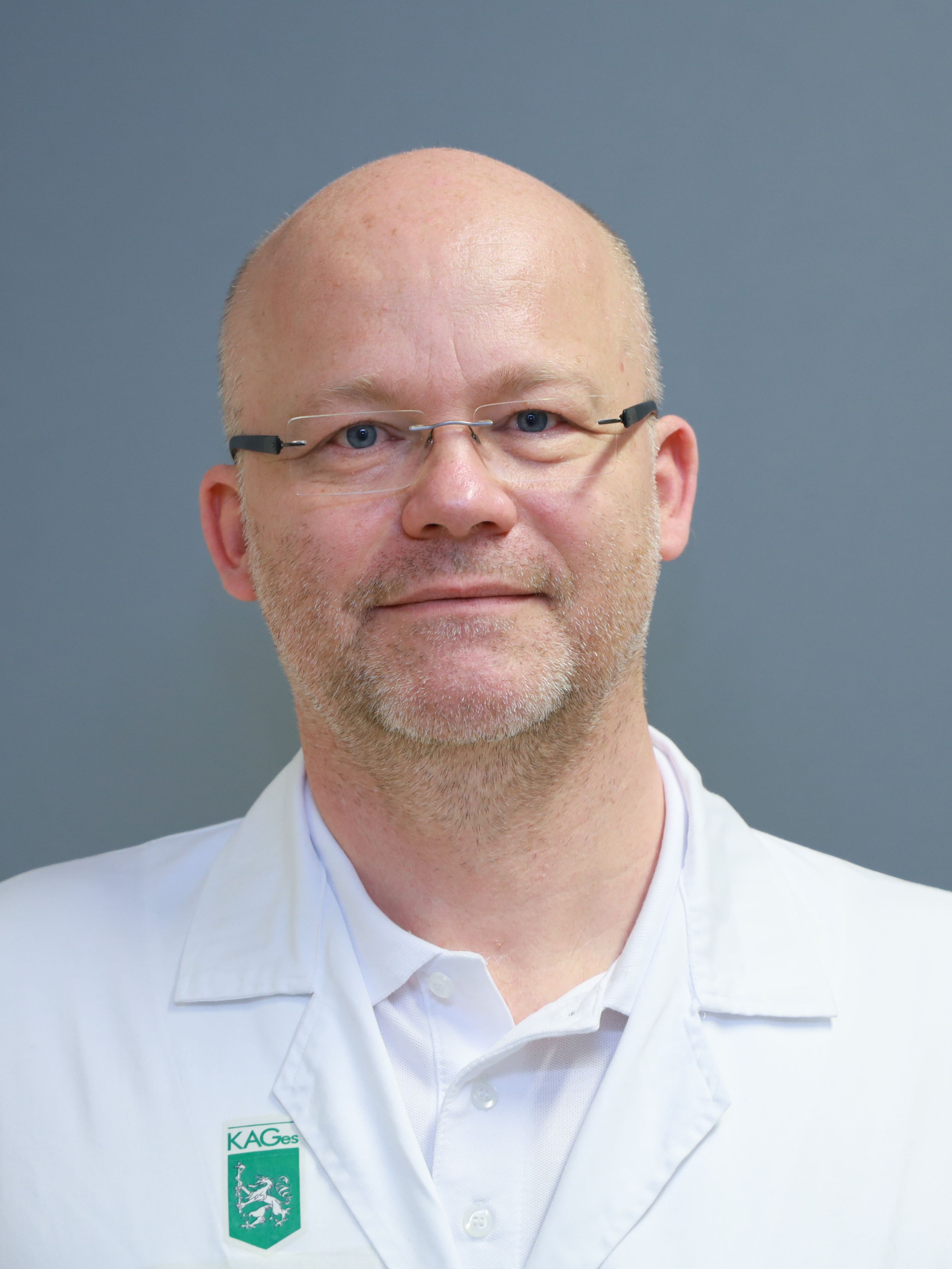 Vorstellung: Primarius Dr. Koppány Bodó, Pathologie am LKH-Standort ...